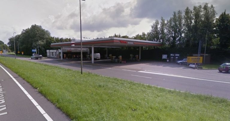 Tankstation Makro - indebuurt Delft