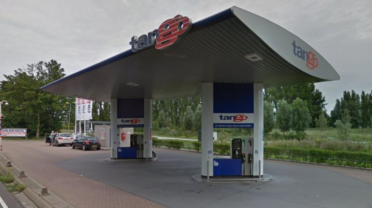 Tankstation Makro - indebuurt Delft