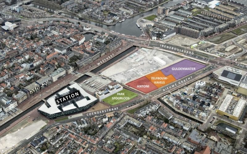 Delftse mysteries: Wat doet dat enorme houten bouwwerk boven de stationsstalling? - indebuurt Delft