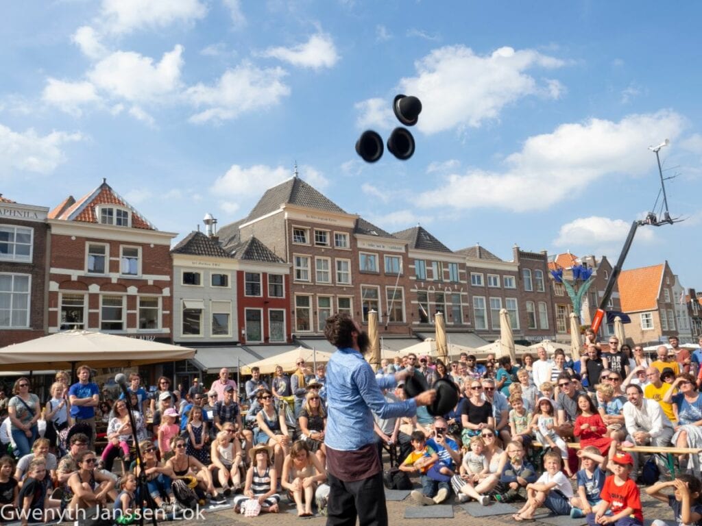 Het was Mooi Weer Spelen in Delft en zo zag dat eruit [foto's ...