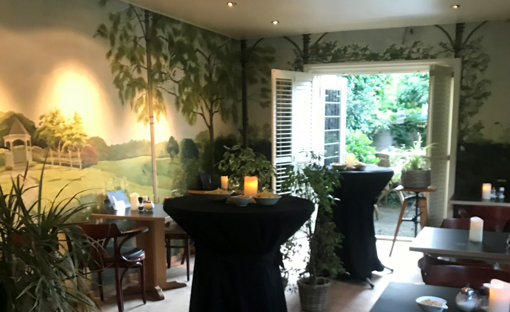 Veilig een bescheiden feestje vieren? Dat kan hier - indebuurt Delft