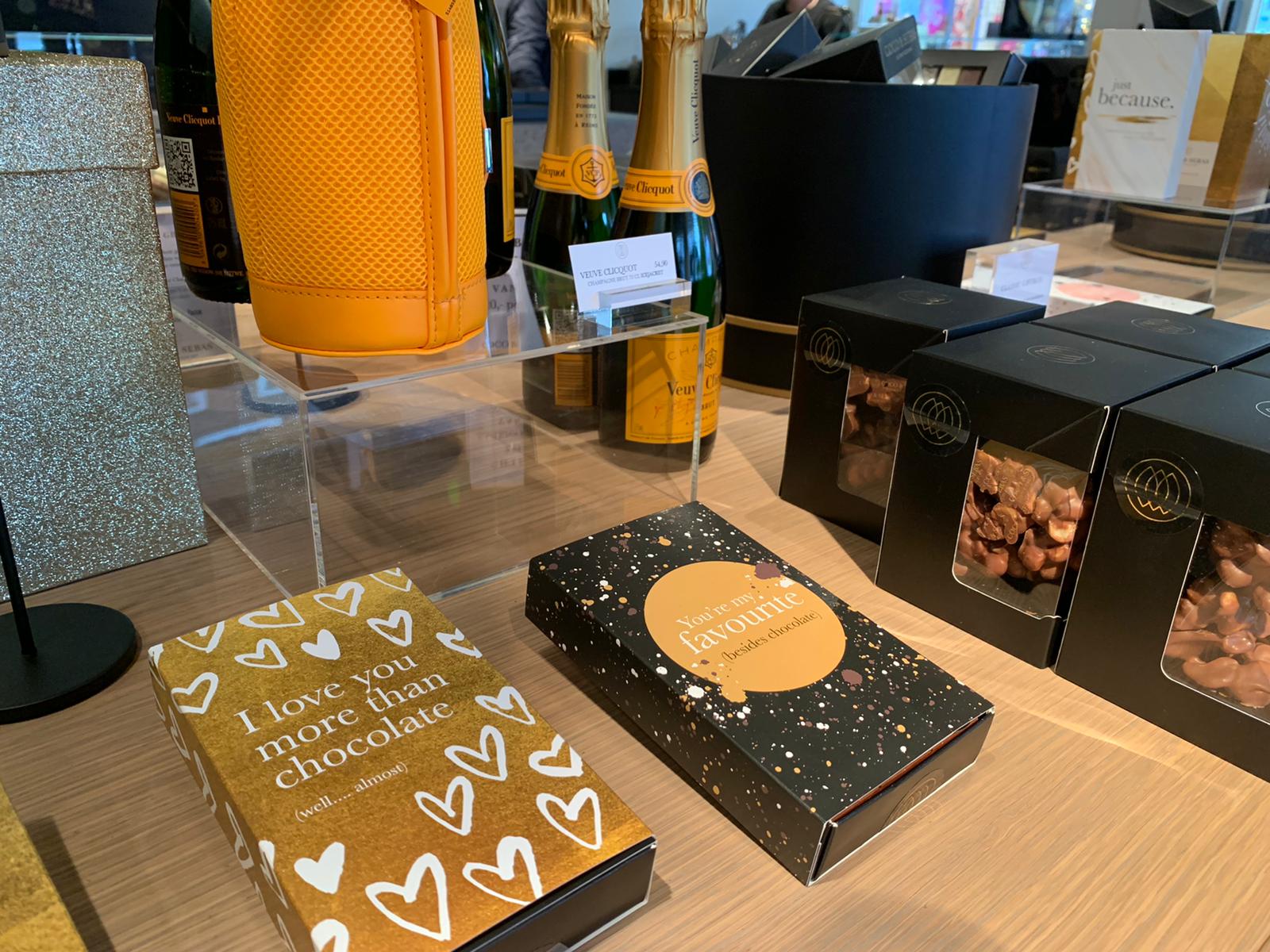 Foto’s! Chocolaterie Coco & Sebas is nu open en zo ziet het eruit ...