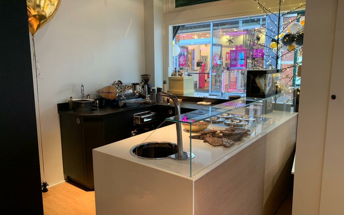 Foto’s! Chocolaterie Coco & Sebas is nu open en zo ziet het eruit ...