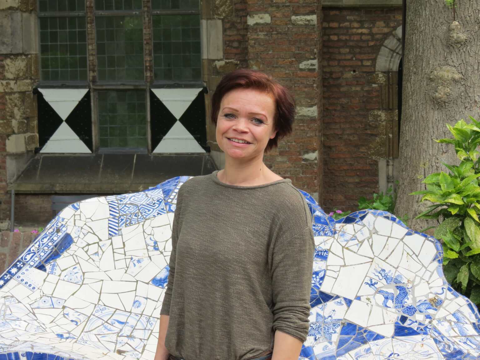 De Delftse Maaike maakte een thriller over haar droom: 'ik schreef dit ...