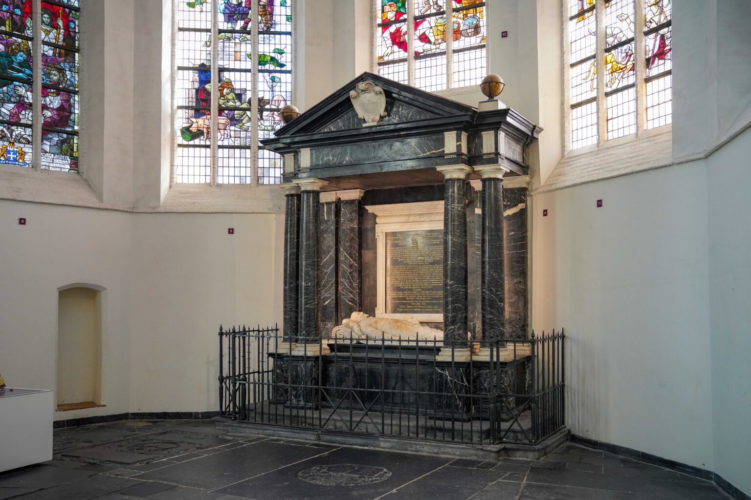 Het grafmonument van Piet Hein wordt gerestaureerd: dit is zijn verhaal ...