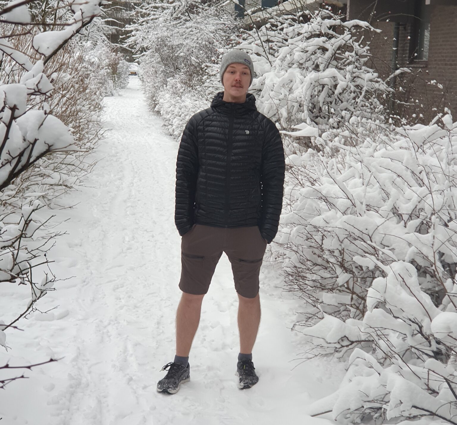 Nooit koud! Deze dappere Delftenaren lopen altijd in korte broek ...