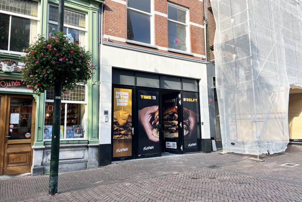 Smashed burgers en loaded fries: deze Amerikaanse zaak opent binnenkort ...