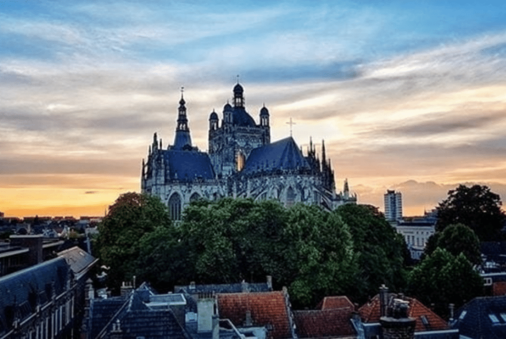 Kom van dat dak af! Je kunt binnenkort wandelen op het dak van de Sint ...