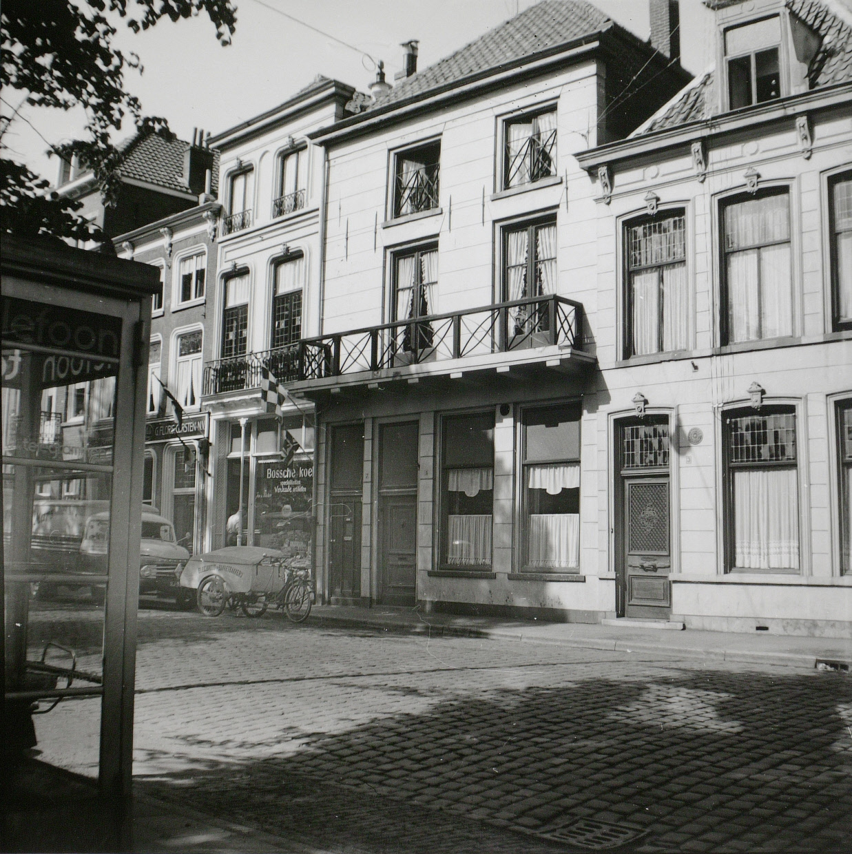 De nostalgie! 4 x telefooncellen in Den Bosch - indebuurt Den Bosch