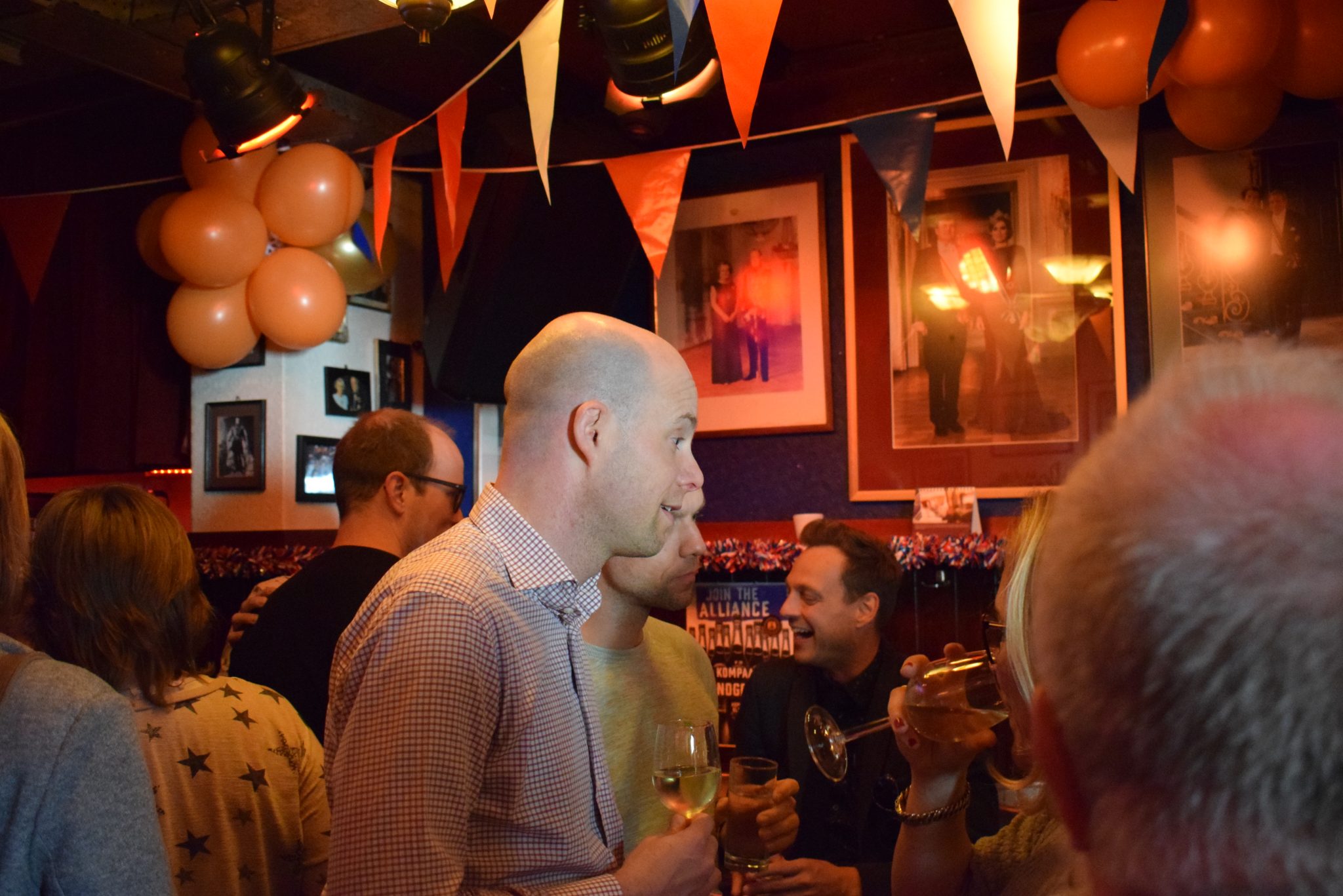 Dennis van Café de Landman: "Ik geloof heilig in de bruine kroeg ...