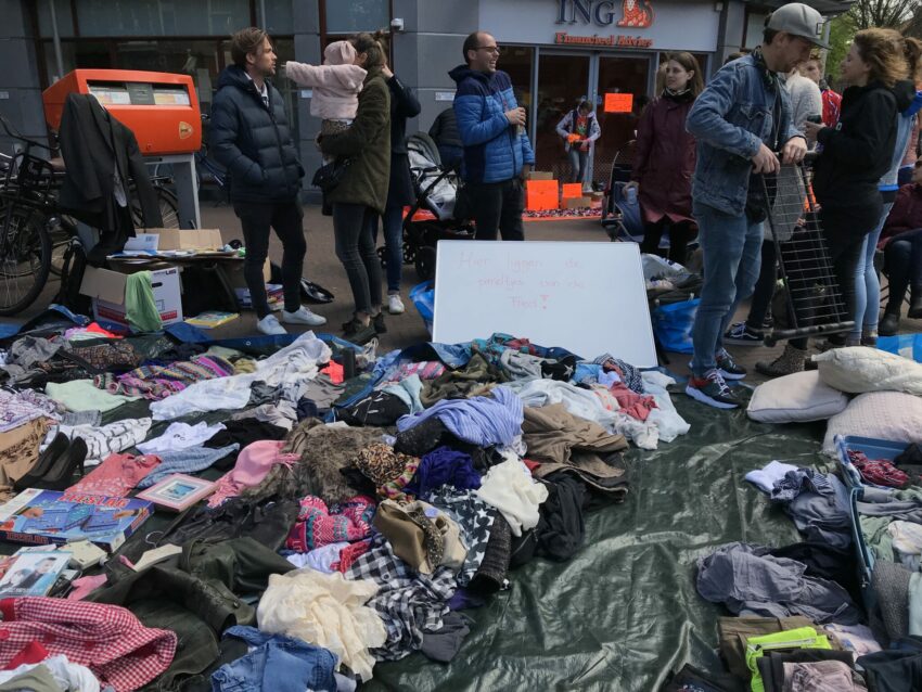 Fotoserie: Bekijk hier de opvallendste aanbiedingen op de Koningsdag ...