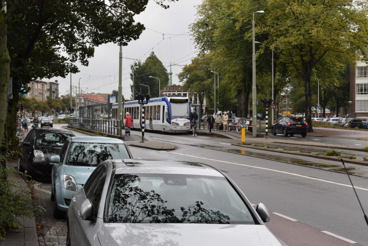 Den Haag uitgelicht: De leukste hotspots van winkelcentrum Leyenburg ...