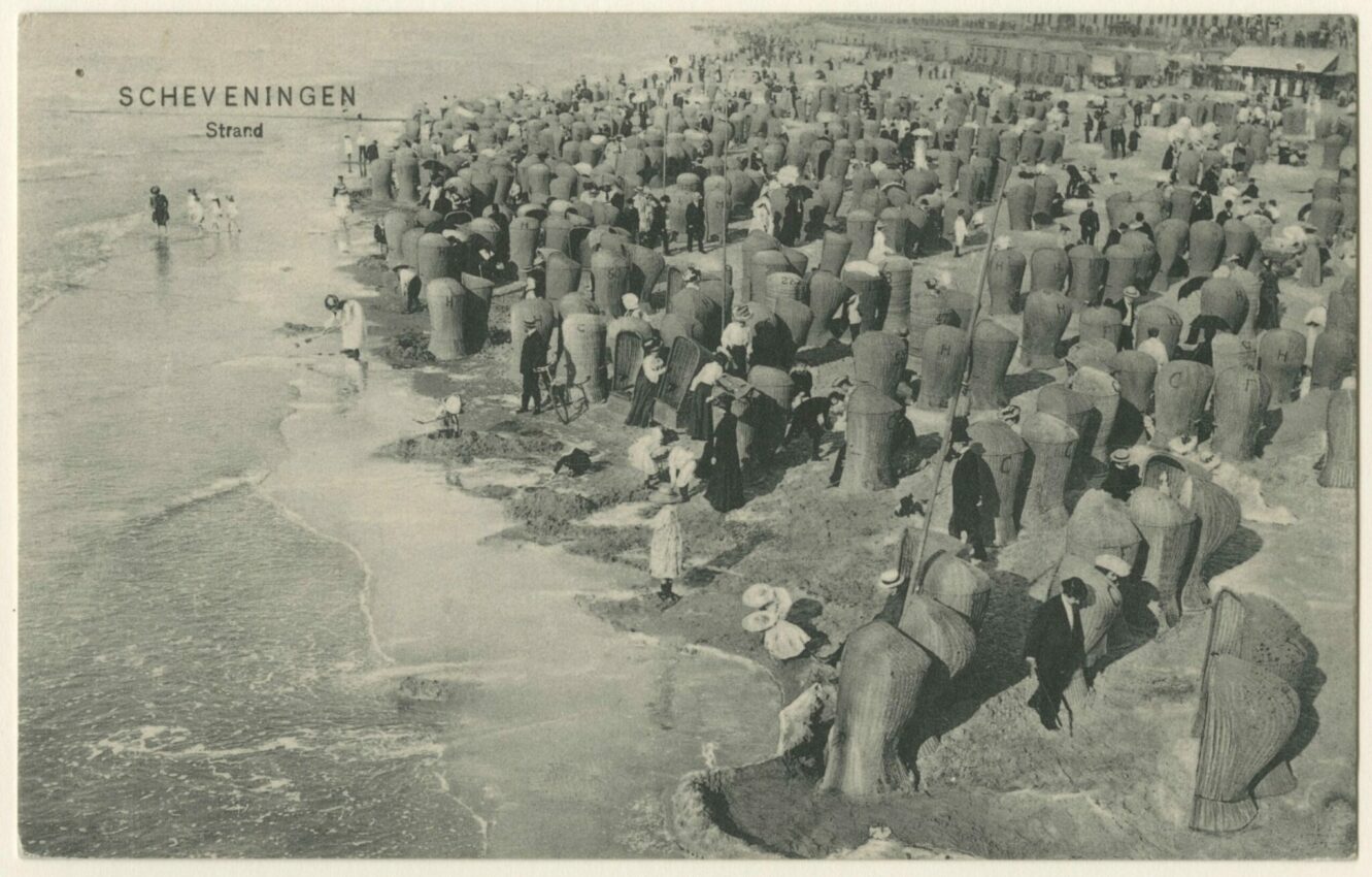 Gewoon een lijstje met oude foto's van Scheveningen en Kijkduin ...