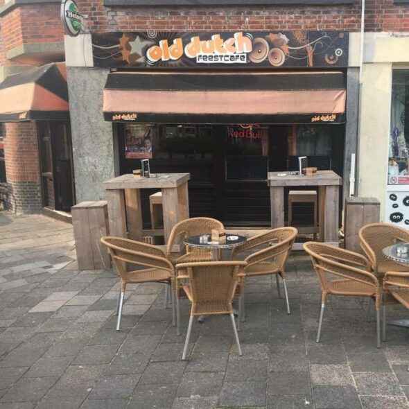 Wie o wie? Feestcafé The Old Dutch zoekt een nieuwe eigenaar ...