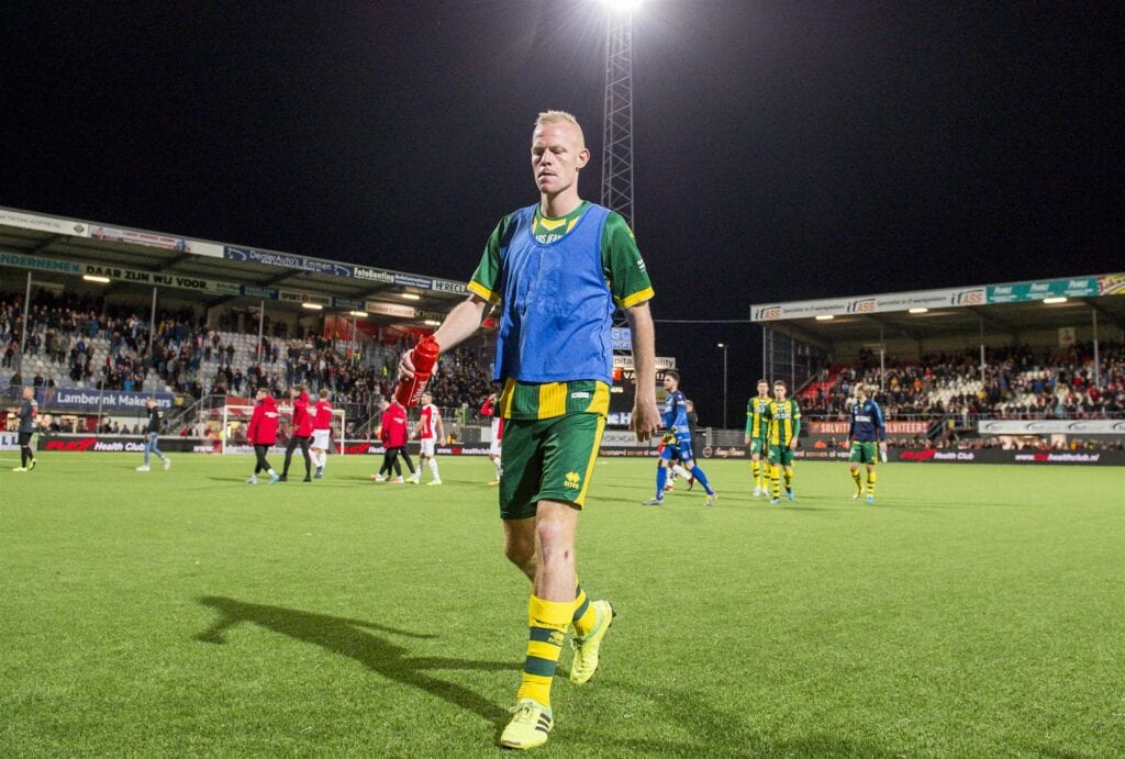 Wat, hoe dan! Tom 'Rustaagh' Beugelsdijk neemt afscheid van ADO Den ...