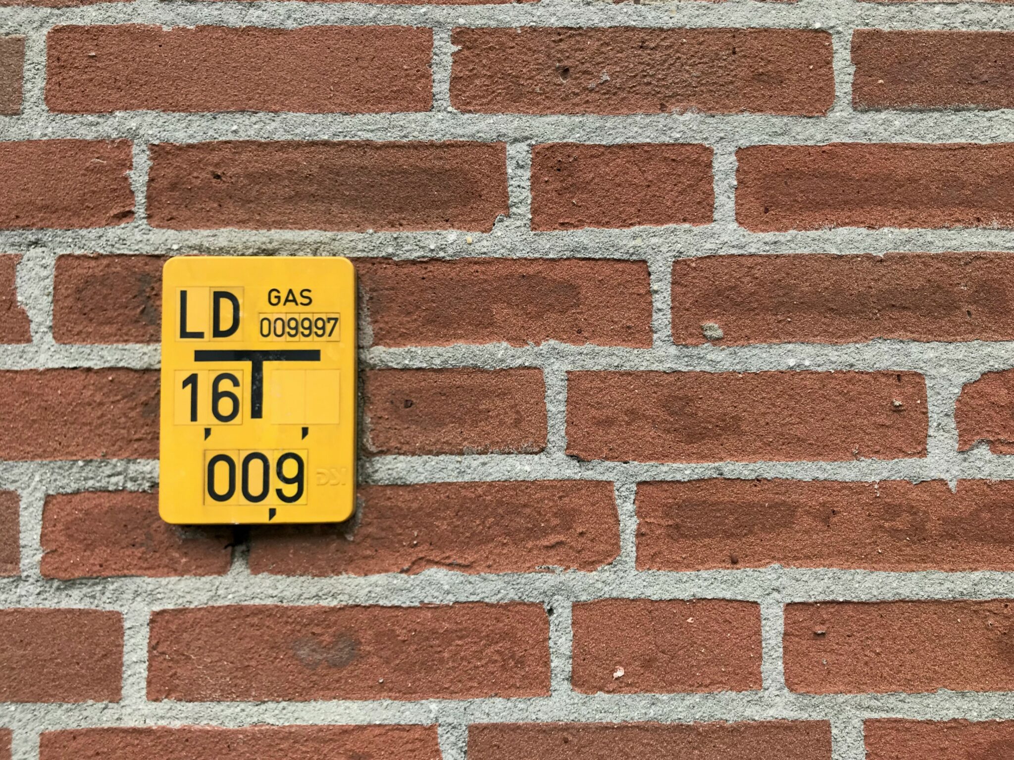 Mysterie opgelost: dit is de betekenis achter deze bordjes - indebuurt ...