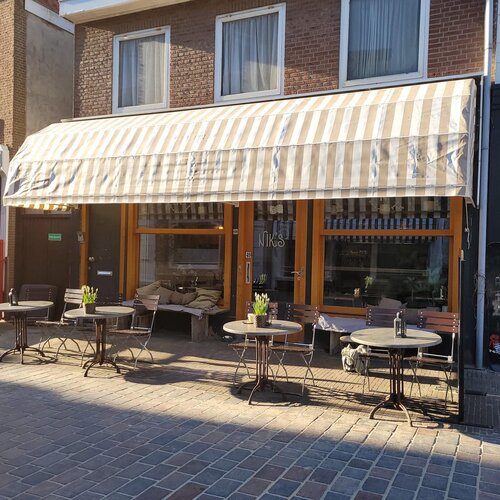 Nik's - indebuurt Den Haag
