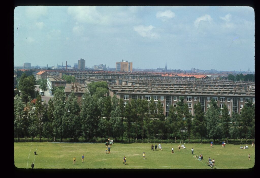 Uit het archief: 21 oude foto's van Moerwijk - indebuurt Den Haag