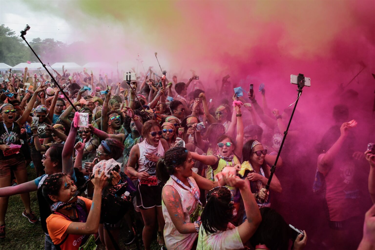 Lekker rennen, klauteren en kleurpoeder gooien: de Color Obstacle Rush ...