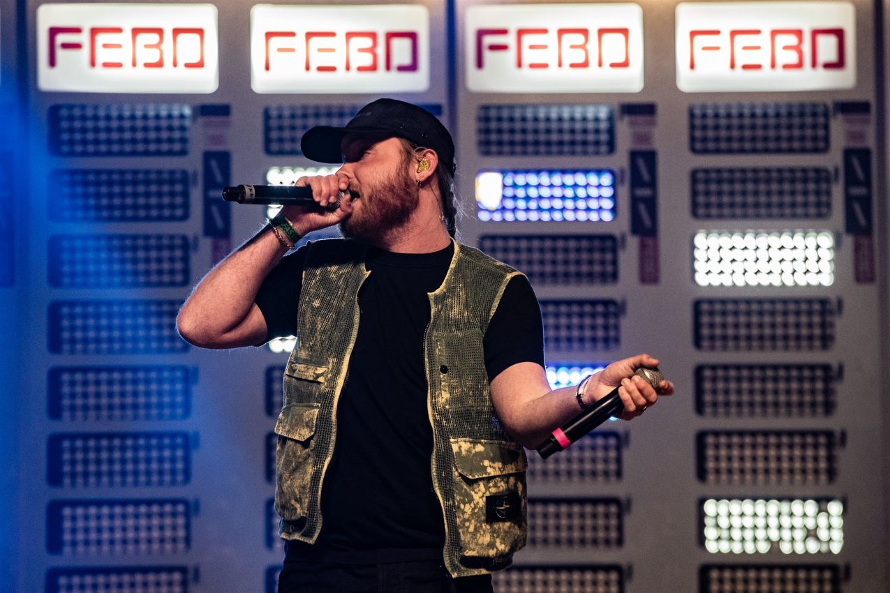 De favoriete Haagse snackbars van rapper Donnie - indebuurt Den Haag