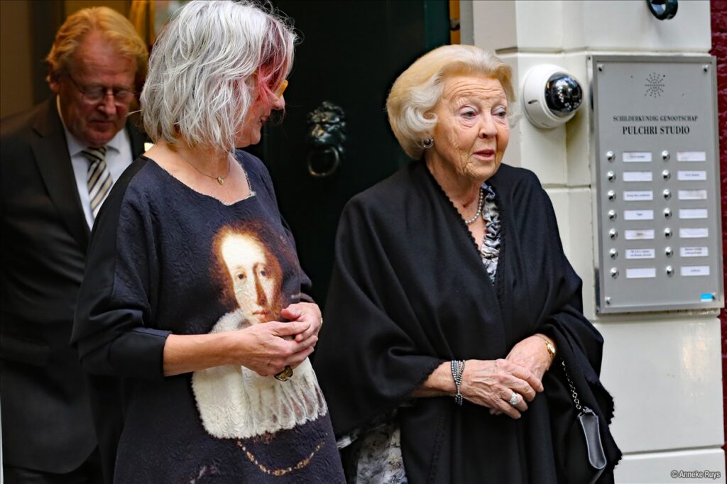 Fotoserie: Prinses Beatrix opent Jubileumexpositie 175 jaar Pulchri ...