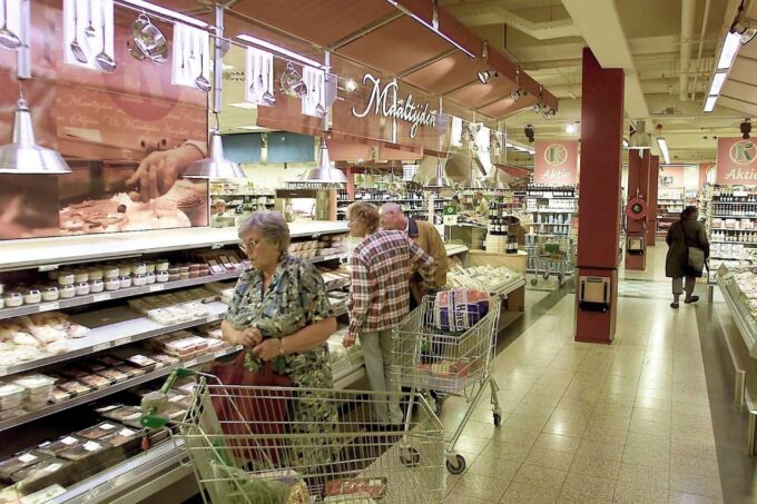 12 x Oude foto's van supermarkten in Den Haag - indebuurt Den Haag