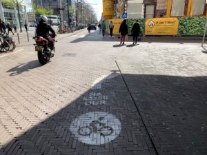 De Grote Marktstraat is voetgangerszone: dit is nu je nieuwe fietsroute ...