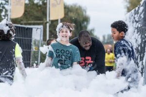 Yes! Ontdek je innerlijke held tijdens de grootste obstacle run van het ...