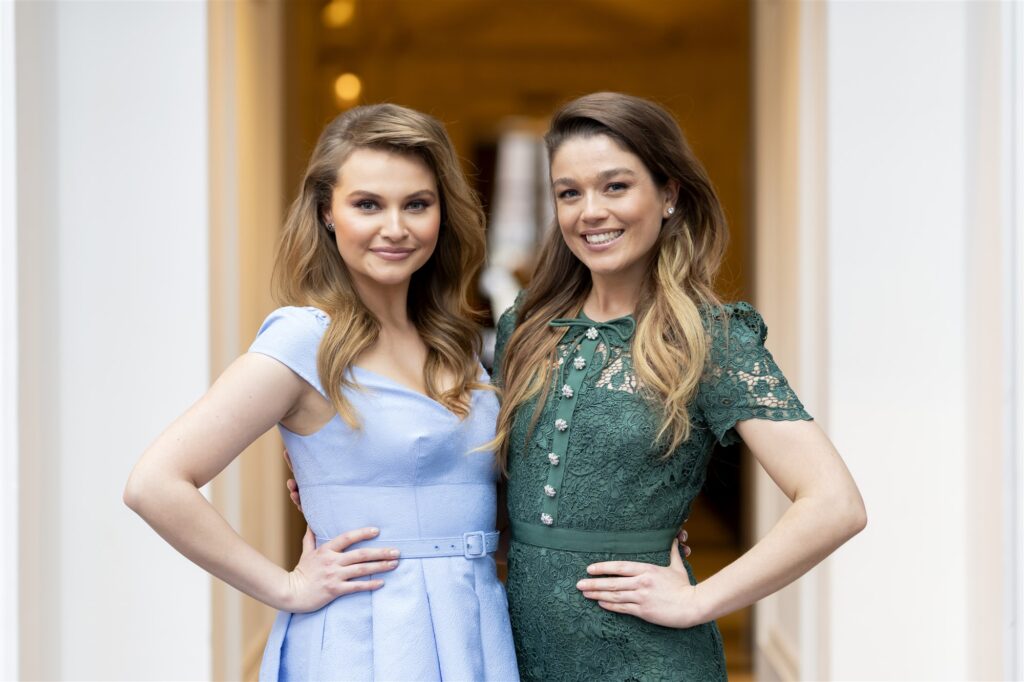 Voorburgse Nienke speelt Anna in de musical Frozen op Scheveningen: 'Ik ...