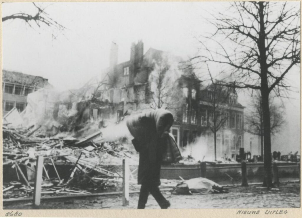 Fotoserie: het Bezuidenhout vóór en na het bombardement - indebuurt Den ...