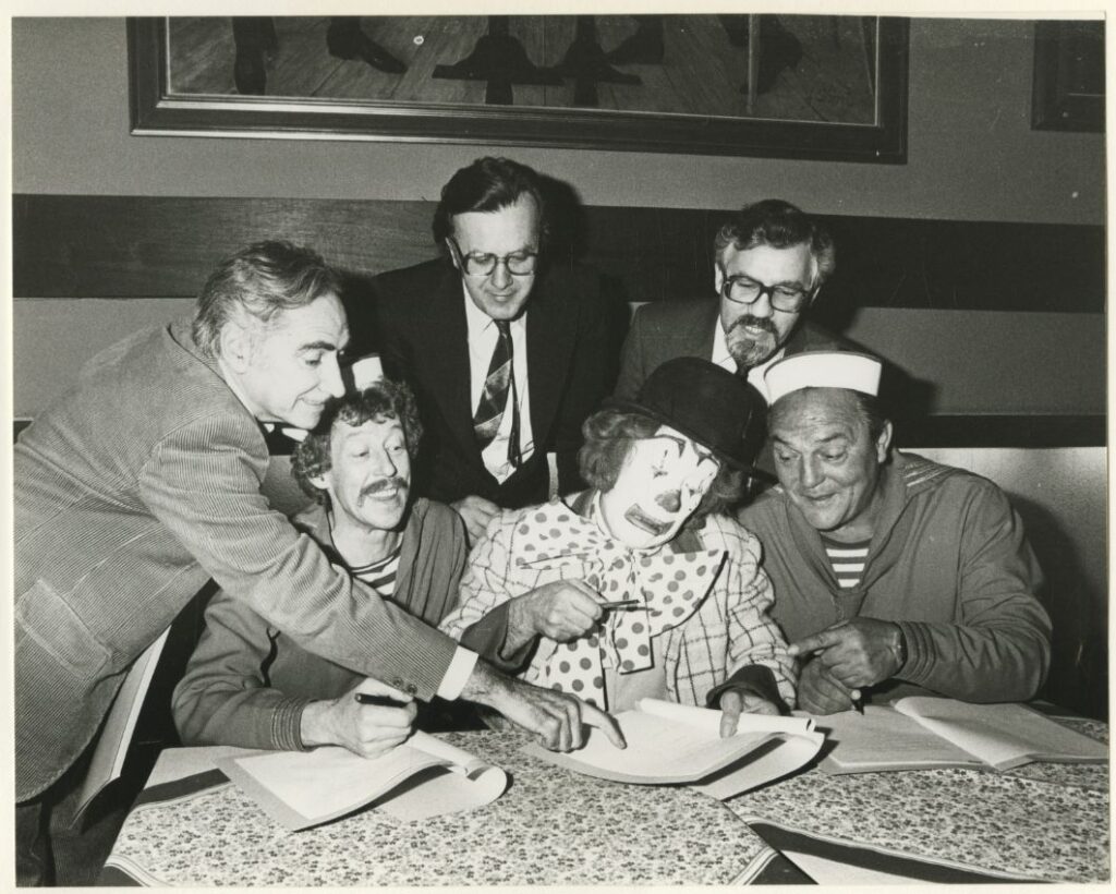 Bijzondere archieffoto's van het circus in Den Haag - indebuurt Den Haag