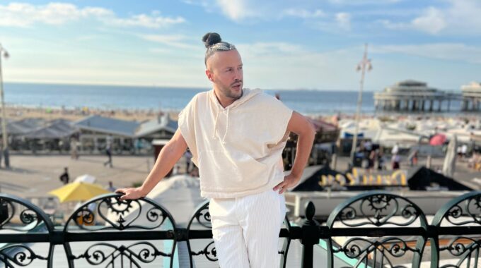 Tika is sekswerker in de zorg: ‘Gehandicapten hebben ook behoefte aan ...