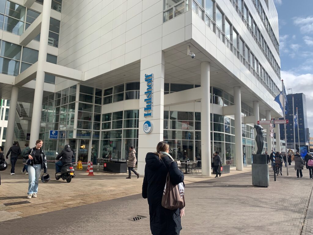 Woonwinkel Hulshoff sluit na 134 jaar hun winkel aan het Haagse Spui ...