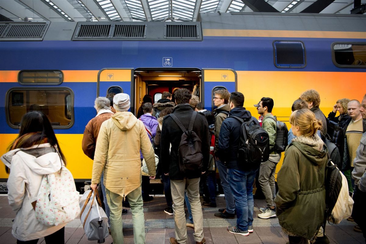 Wow! Zo veel mensen stappen er dagelijks in de trein in Deventer ...