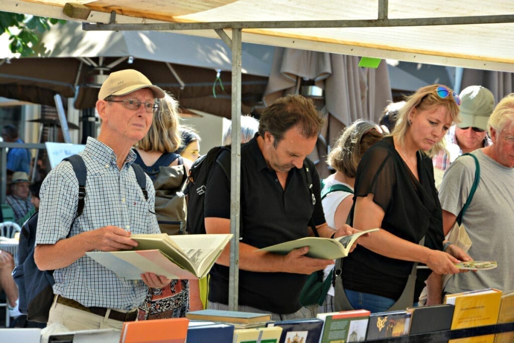 Bij de voordeur: Jan Reichenbach. - indebuurt Deventer