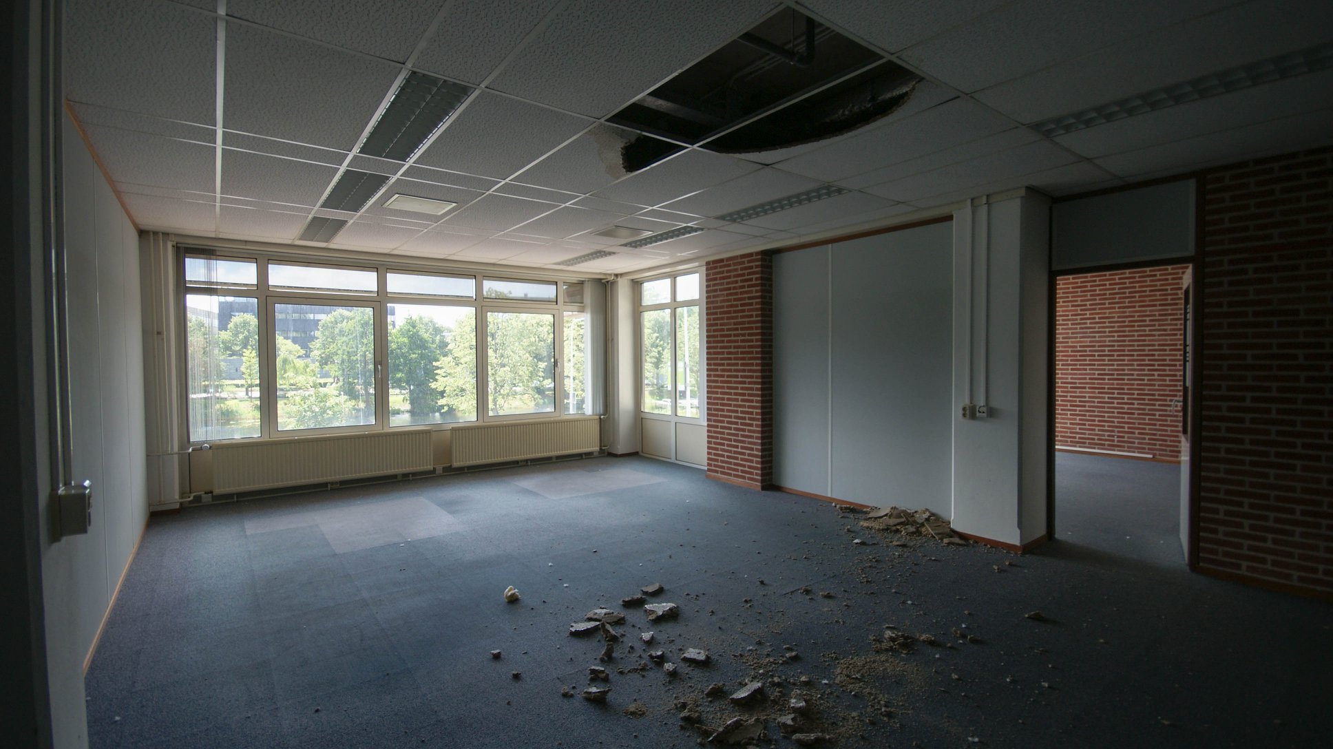 Moet je zien! Uitzicht vanaf het dak van voormalig Tauw pand en ...