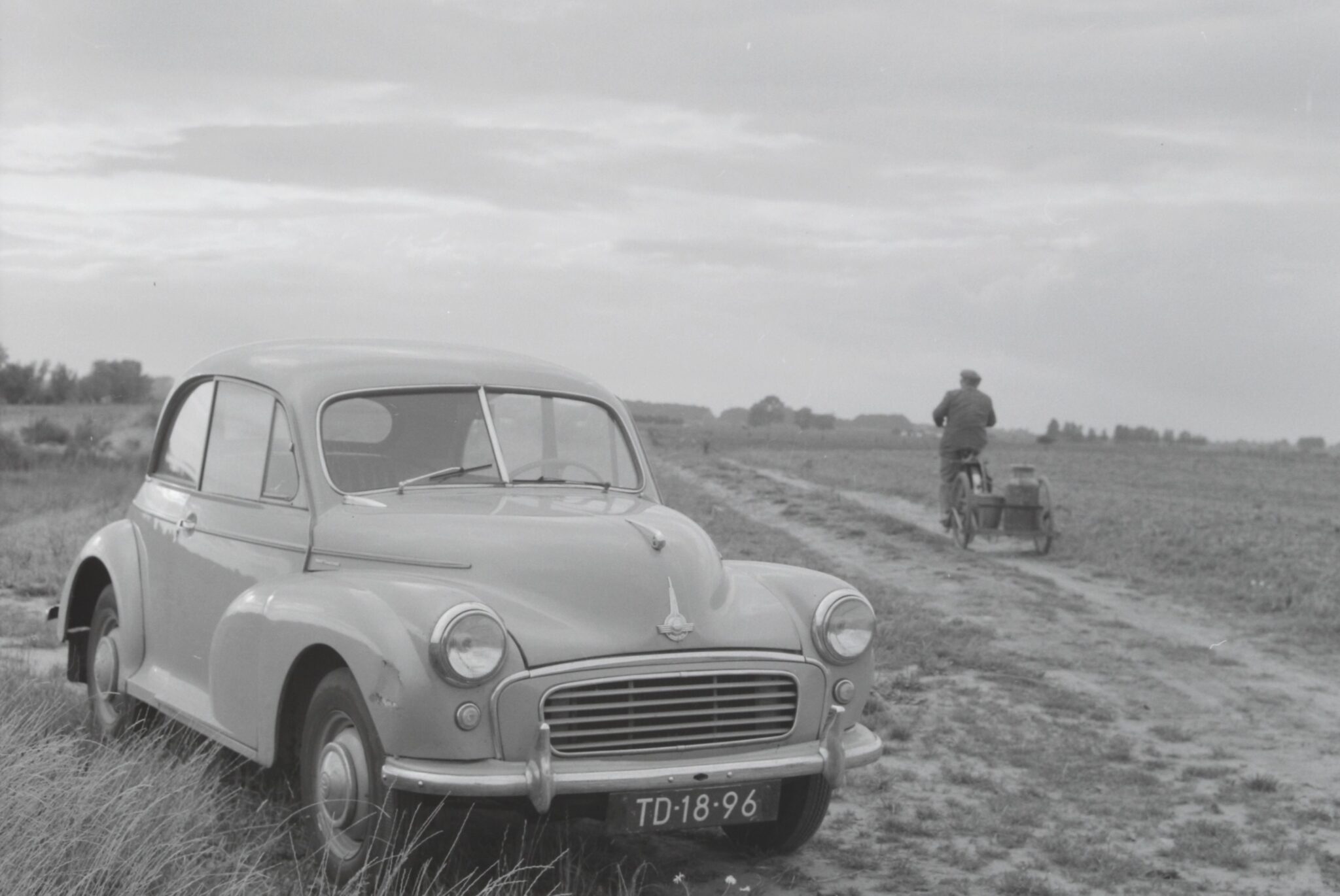 Blitse bak! 5 x deze auto's zag je vroeger in het Deventer straatbeeld ...
