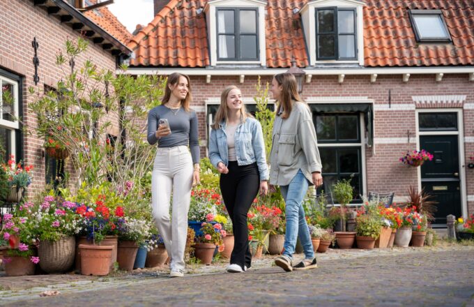 Bij de voordeur: Jan Reichenbach. - indebuurt Deventer