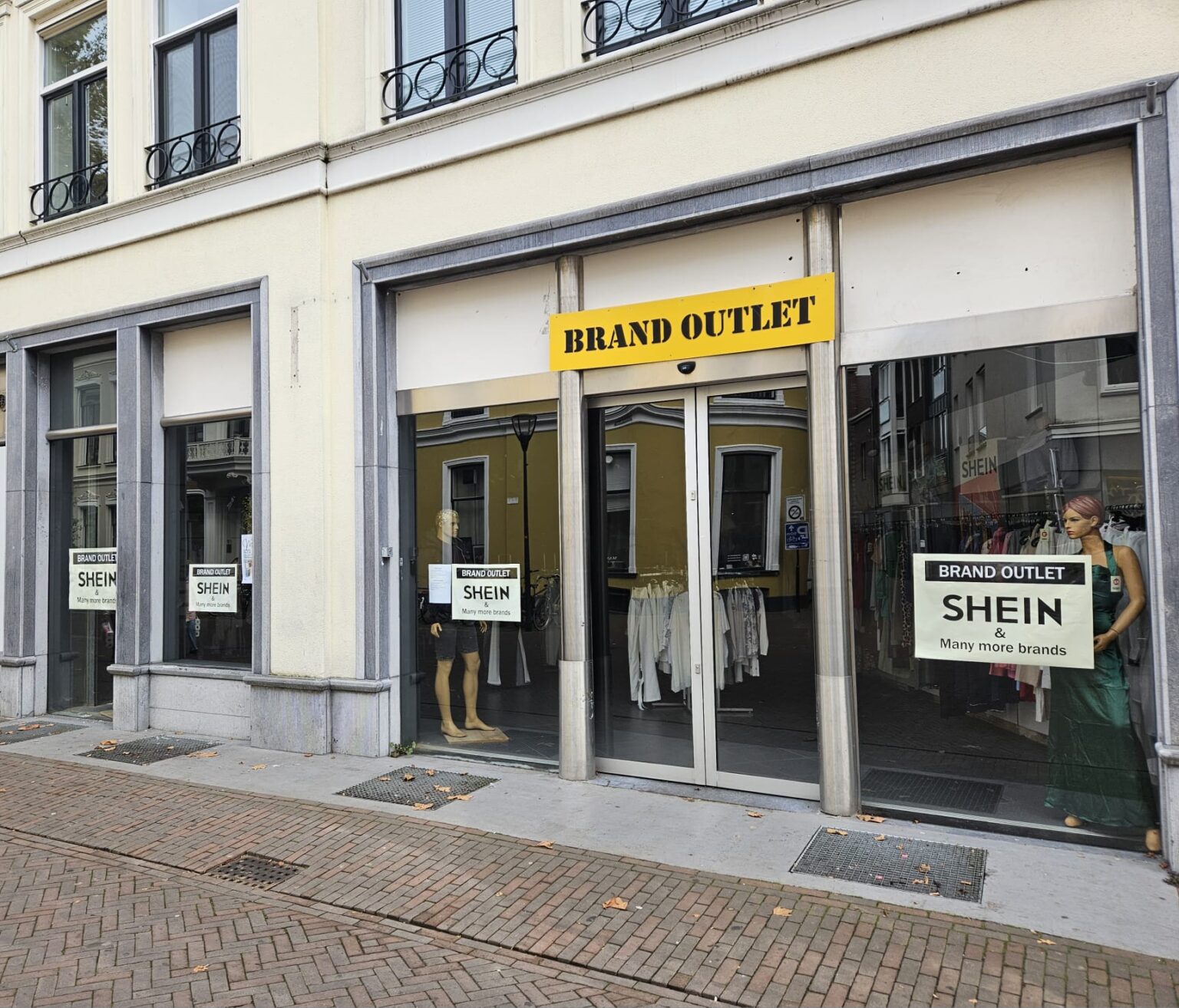 Goedkoop en omstreden: Brand Outlet Shein opent in Deventer - indebuurt ...