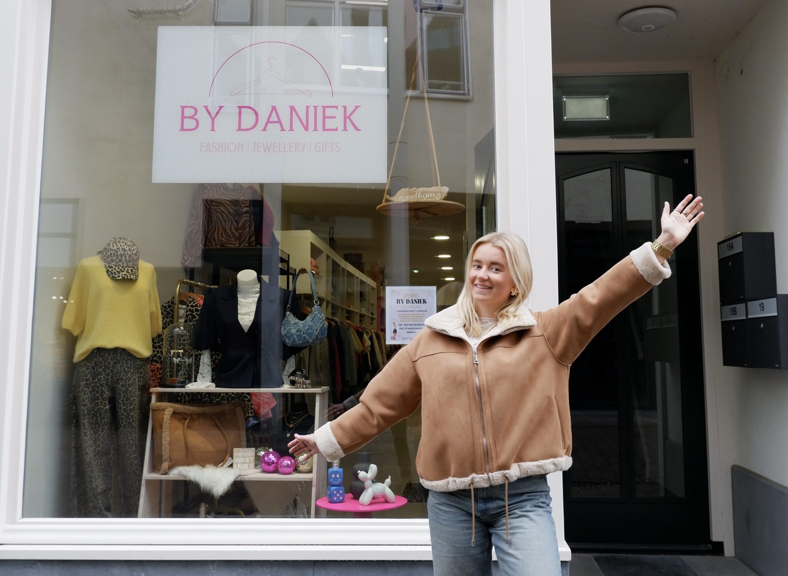 Daniek opent boetiekje in de Broederenstraat: 'Ik verhuisde vanuit ...