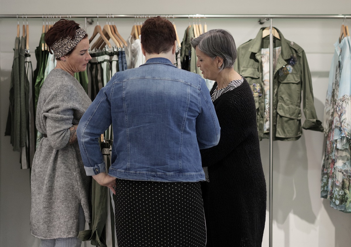 Carola viel 18 kilo af en kreeg prachtige make-over - indebuurt Doetinchem