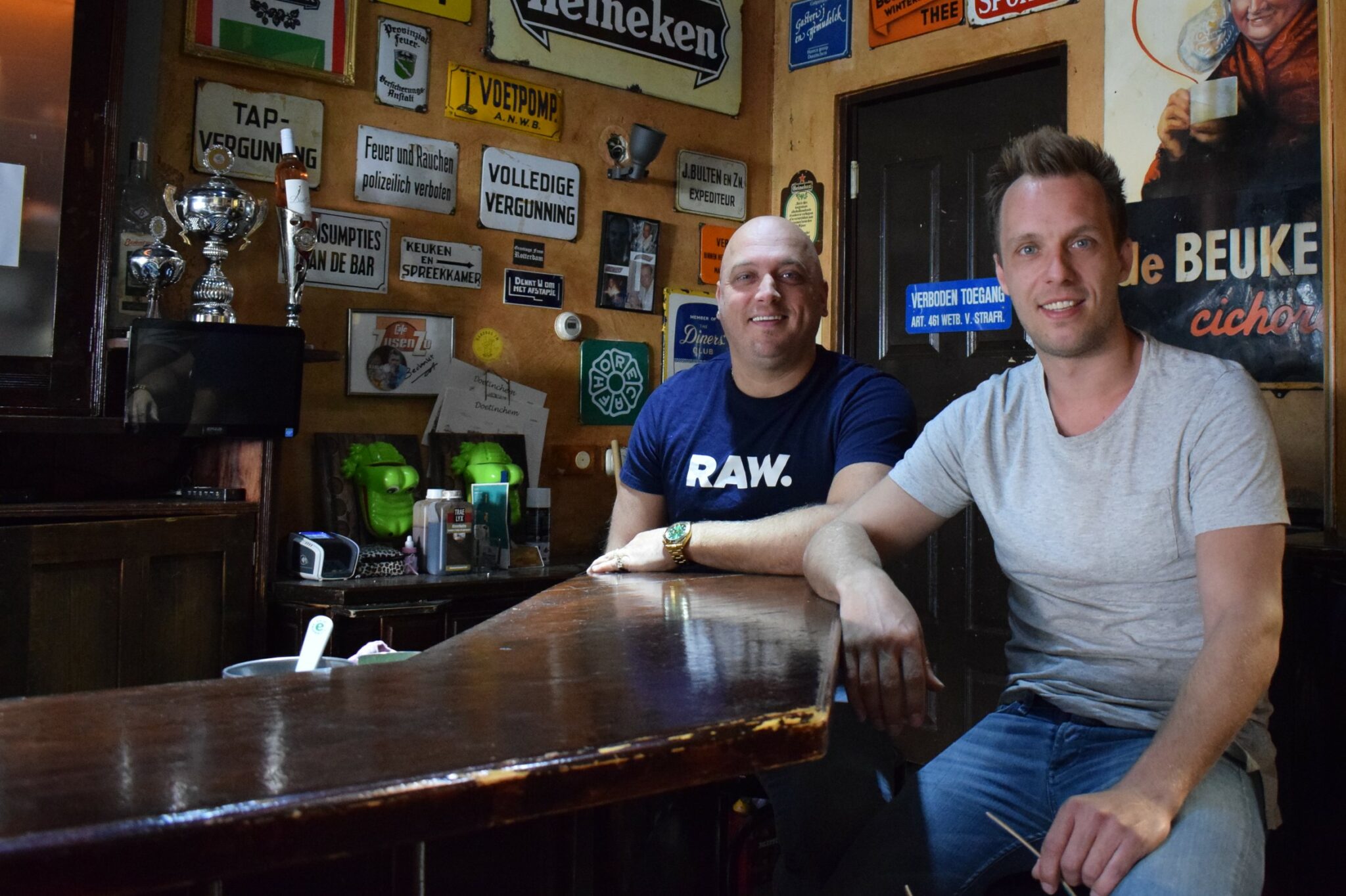 Sappig nieuwtje: Ruben en Sander nieuwe eigenaren van Juicy Lucy