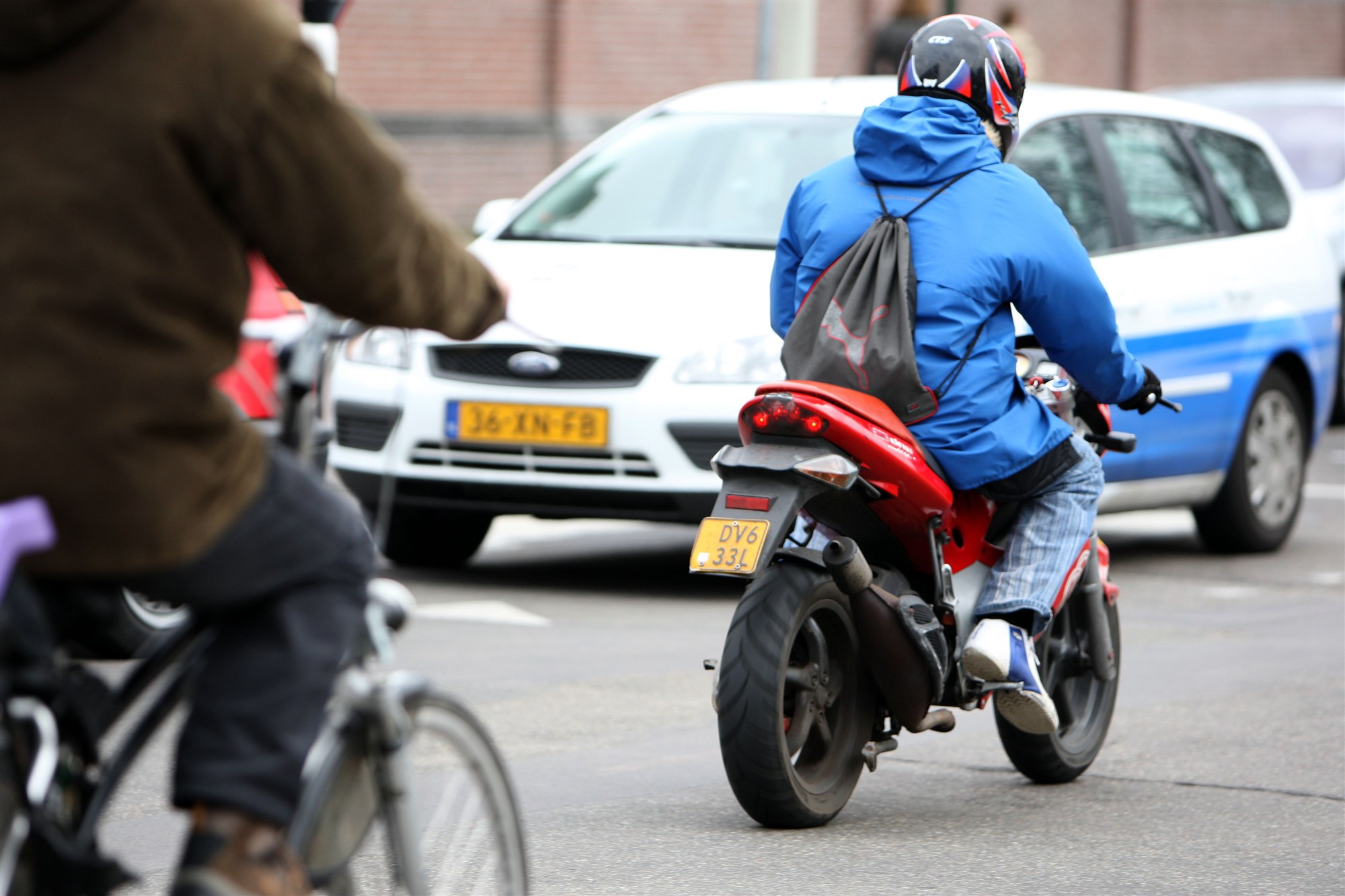 Zoveel boetes voor opgevoerde brommers werden uitgedeeld in Doetinchem