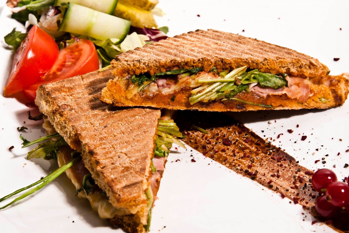 Smikkelen maar: hier eet je de lekkerste tosti's van Dordrecht ...