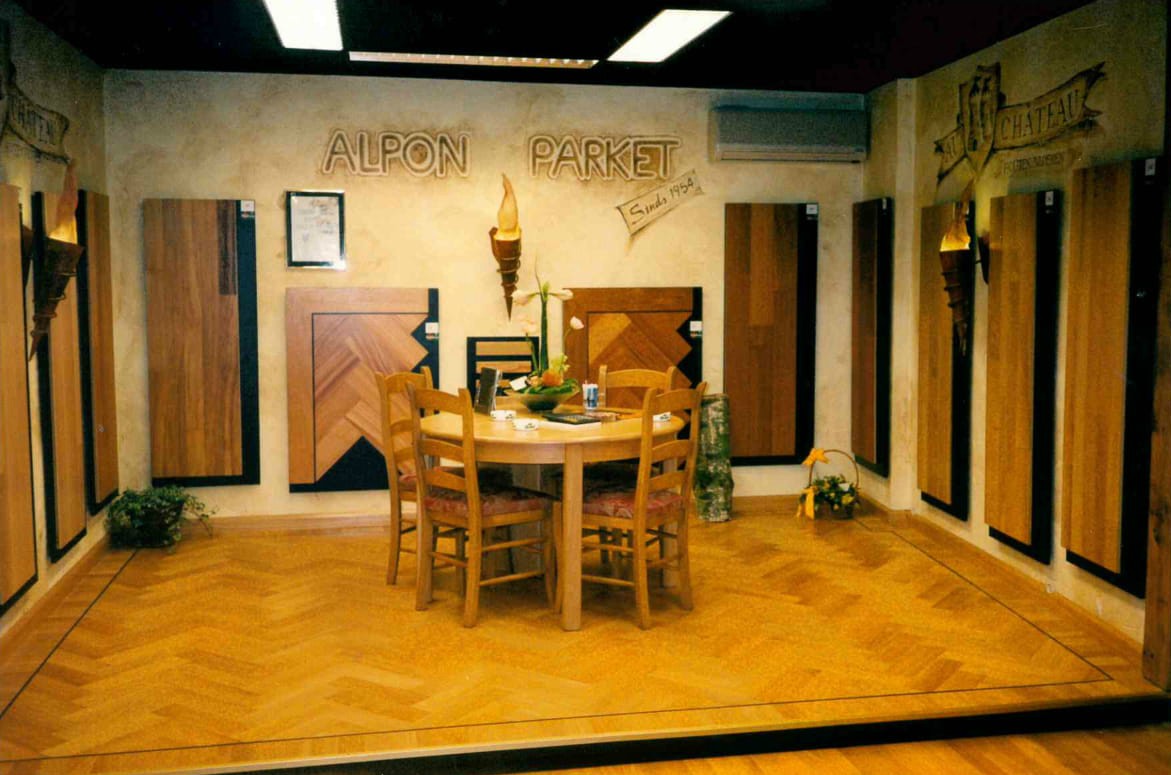 Het is geen grap: 1 april bestaat Alpon Parket 65 jaar - indebuurt ...