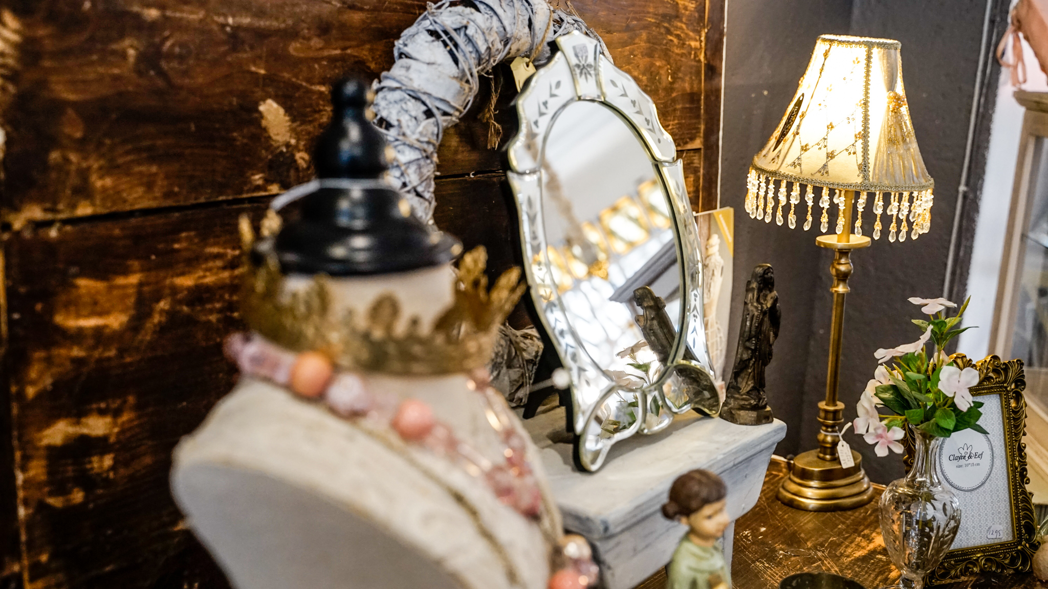 Brocantezaak Carleentje vertrekt van de Voorstraat: 'Klanten verrassen ...