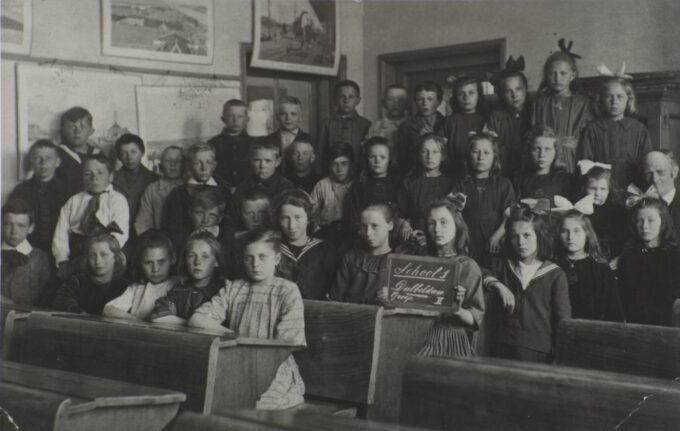 Toen in Dordrecht: zo zagen schoolklassen er vroeger uit - indebuurt ...