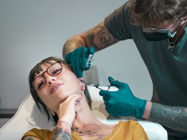 Ear party! 5 x hier laat je oorbellen schieten of een piercing zetten ...