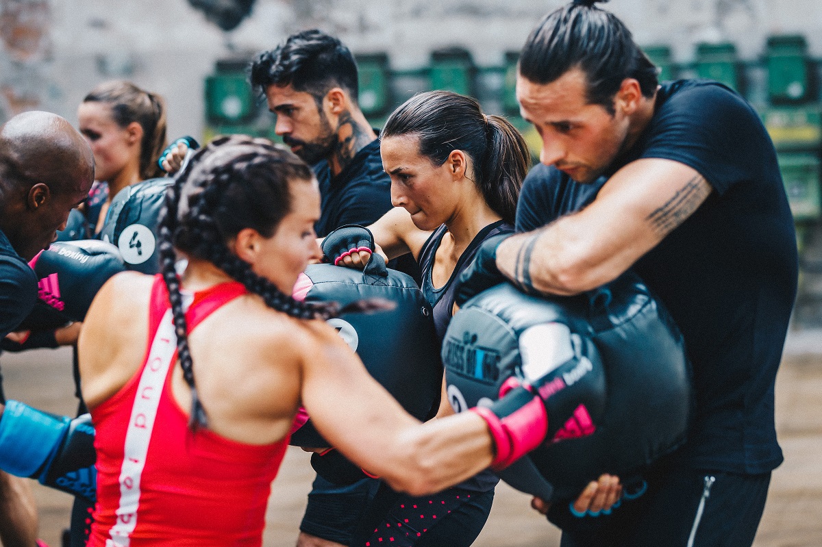 Boksen zonder blauw oog: ‘Mensen denken vaak dat ze sporten niet leuk ...
