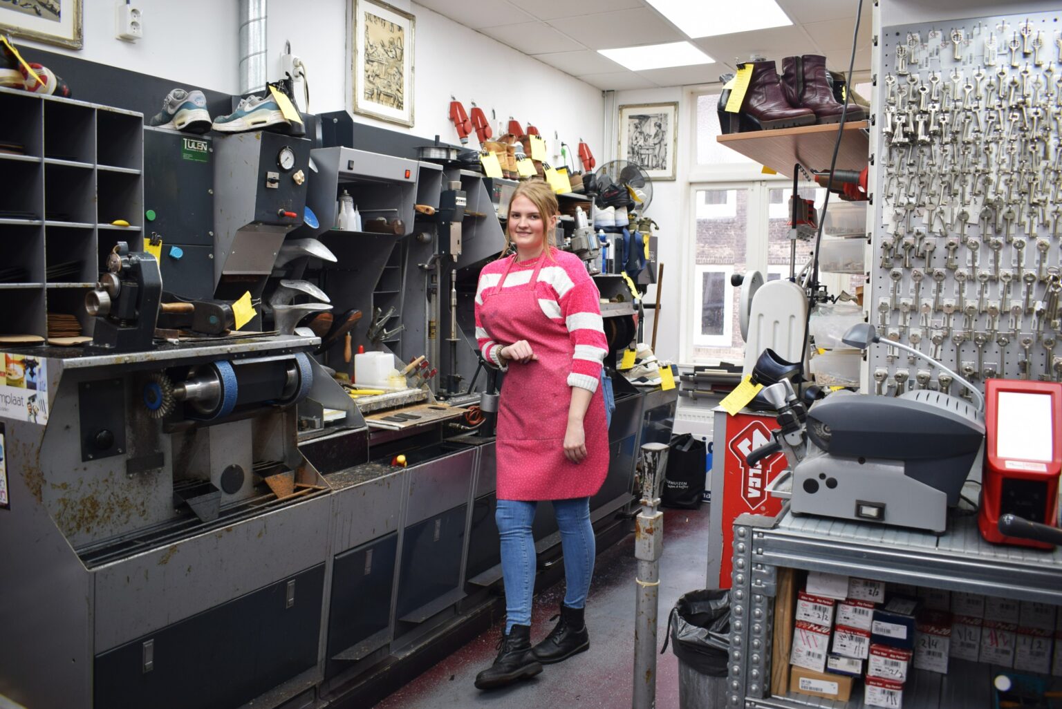 Mandy wilde Schoenmakerij Hakky verkopen, maar blijft toch in Dordt ...